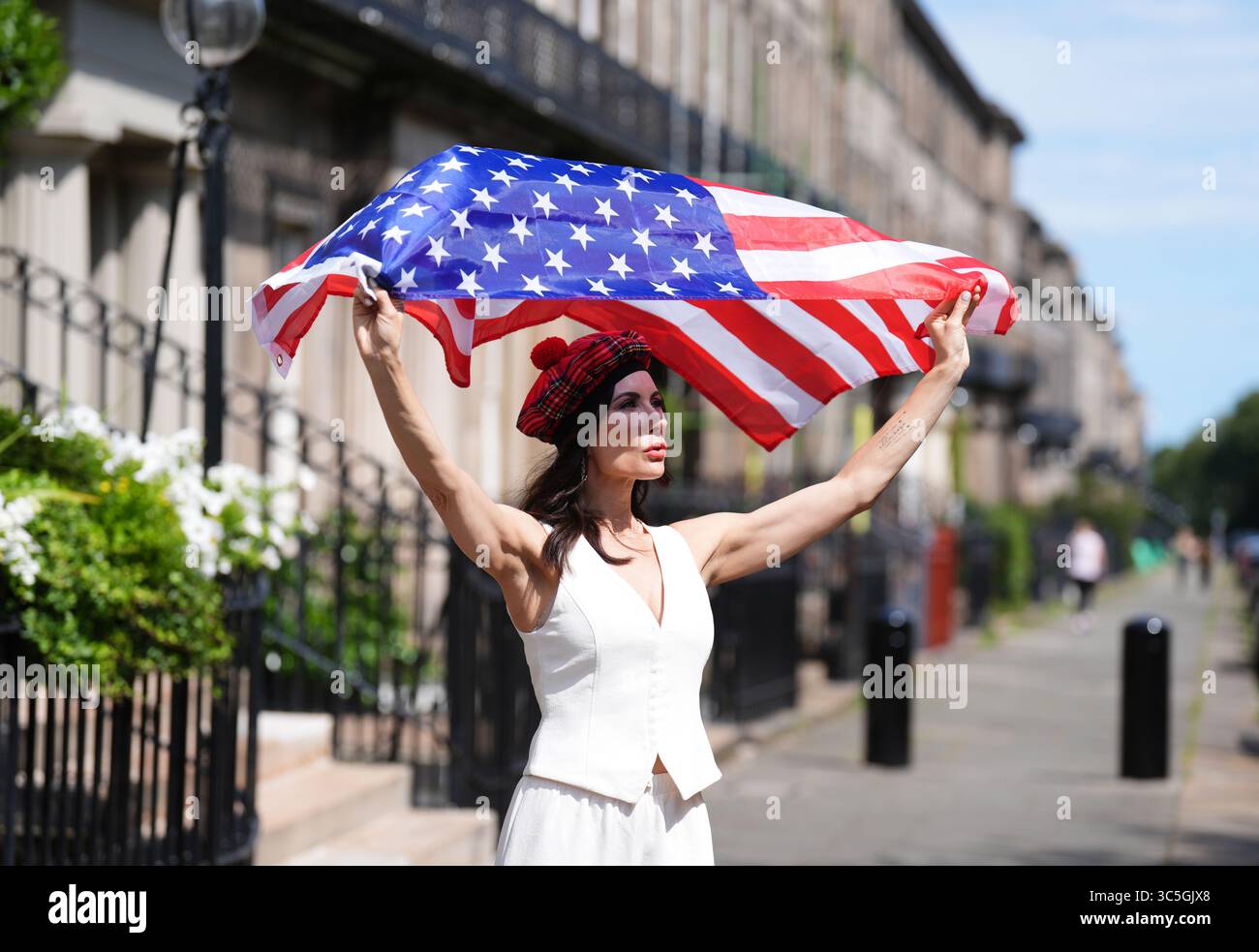 Laura Benanti, as Melania Trump, outside the US Consulate in Edinburgh ...