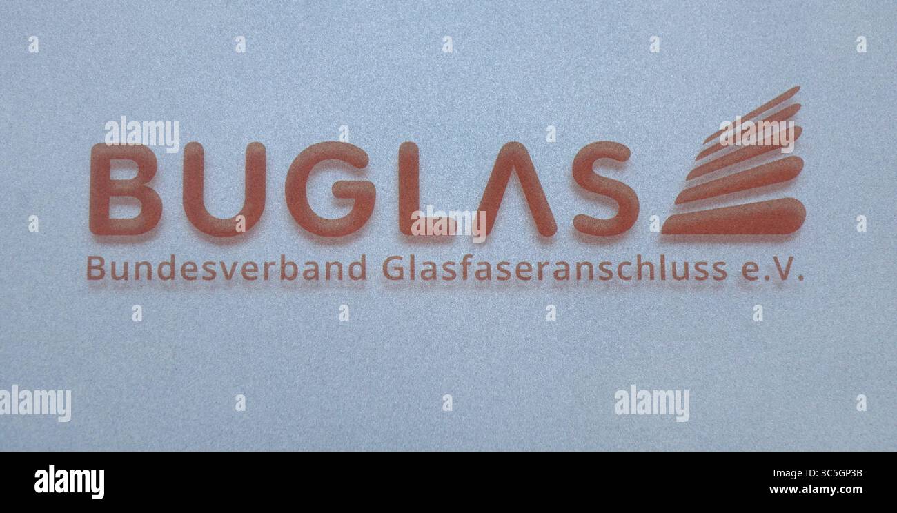 Schriftzug und Unternehmenslogo Buglas Schriftzug und Unternehmenslogo ...