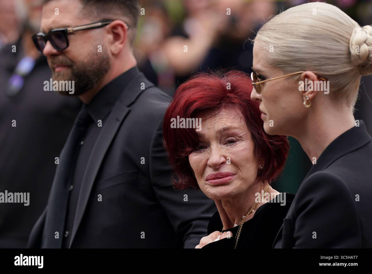 The family of Ozzy Osbourne (left to right) Kelly, Sharon and Jack ...