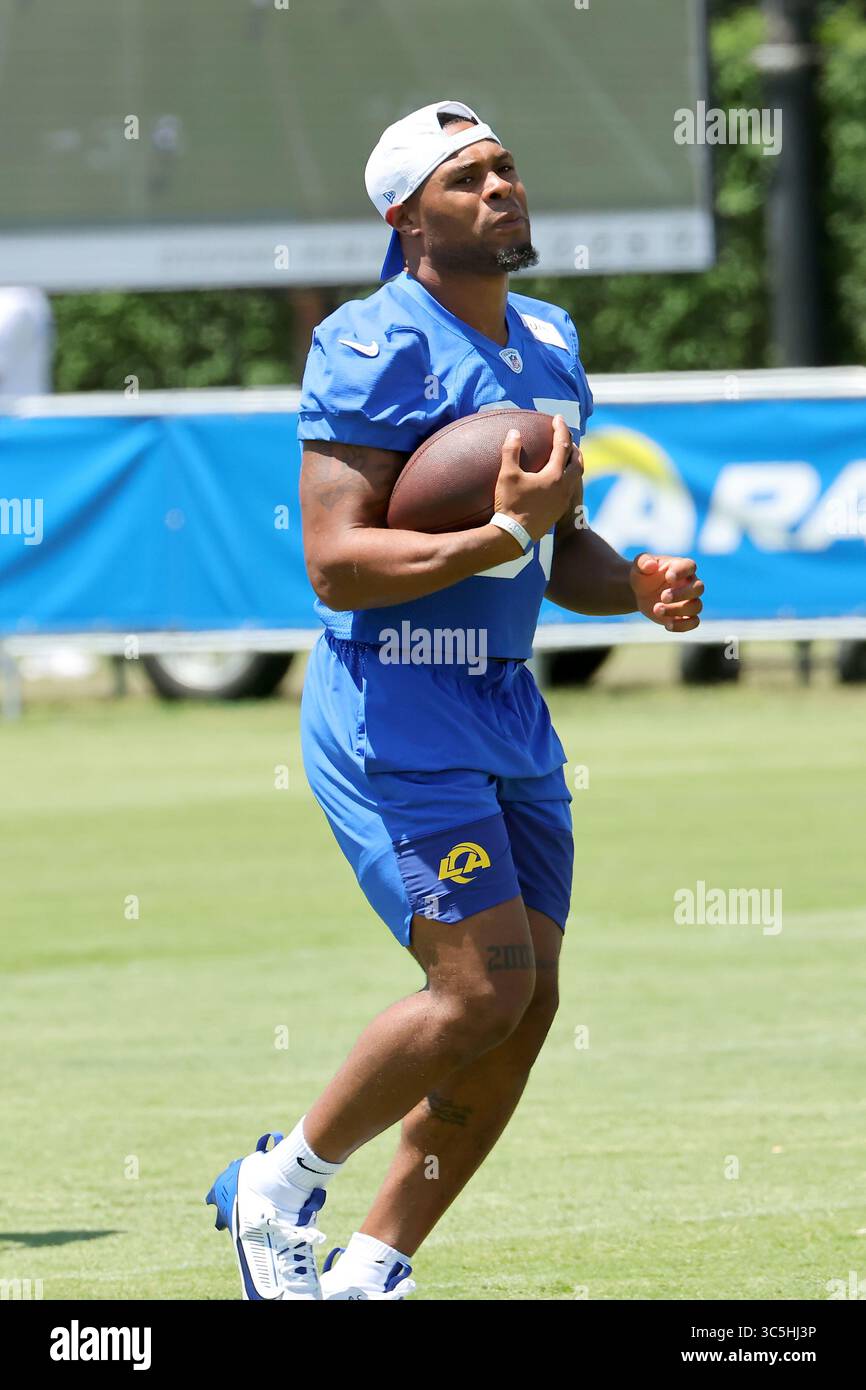 Los Angeles Rams running back Jarquez Hunter (35) runs during training ...