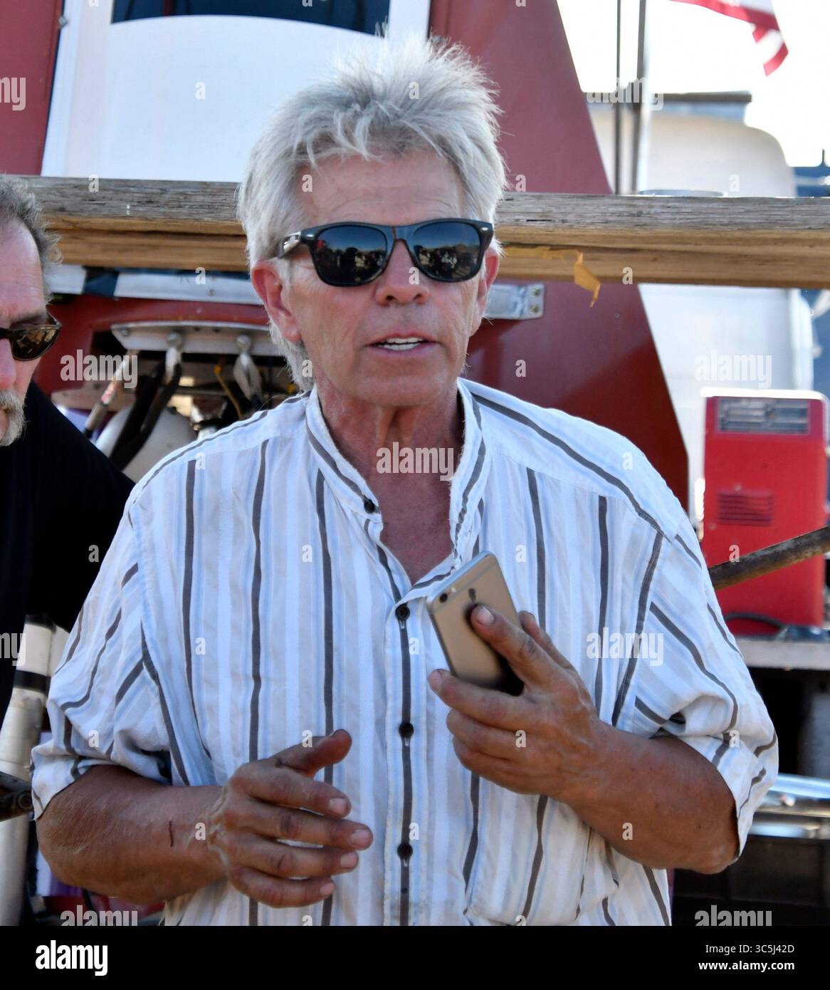 Mad mike hughes hi-res stock photography and images - Alamy