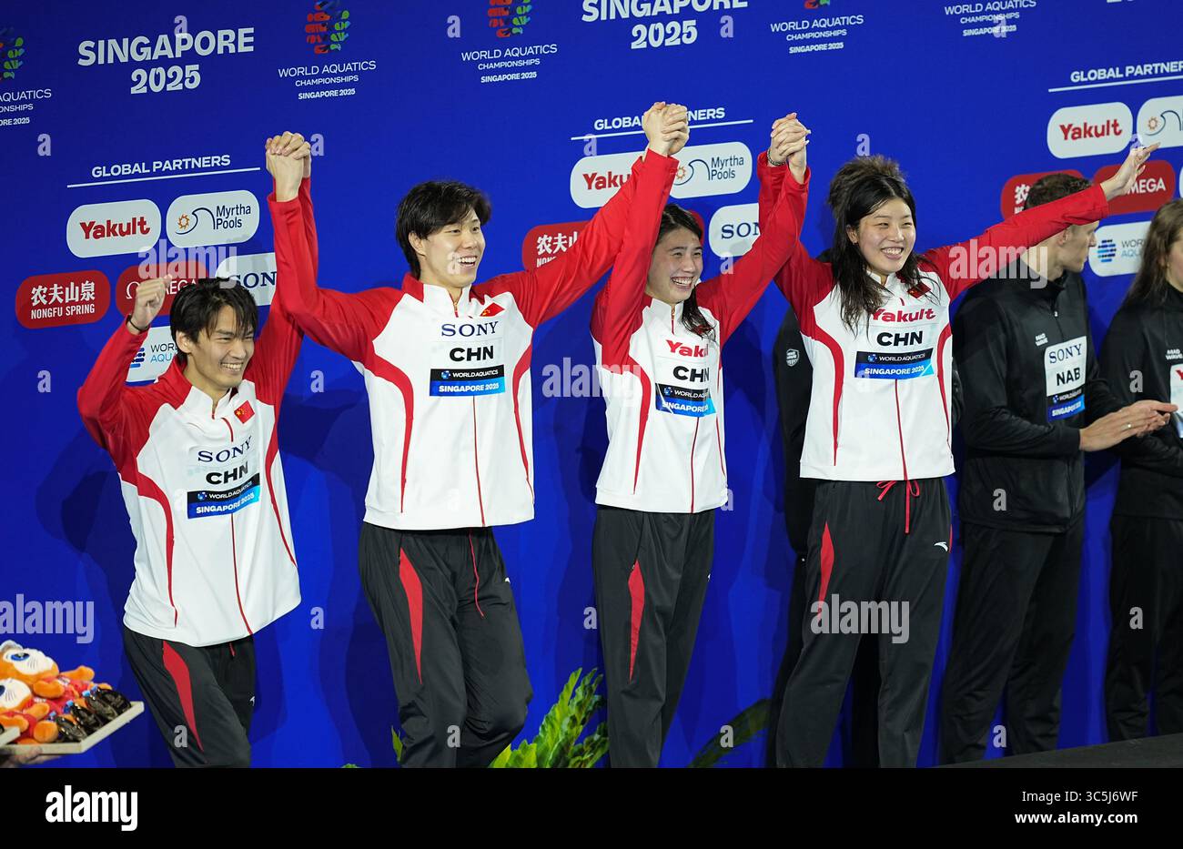 Singapore, Zhang Yufei and Wu Qingfeng (L to R) celebrate during the ...