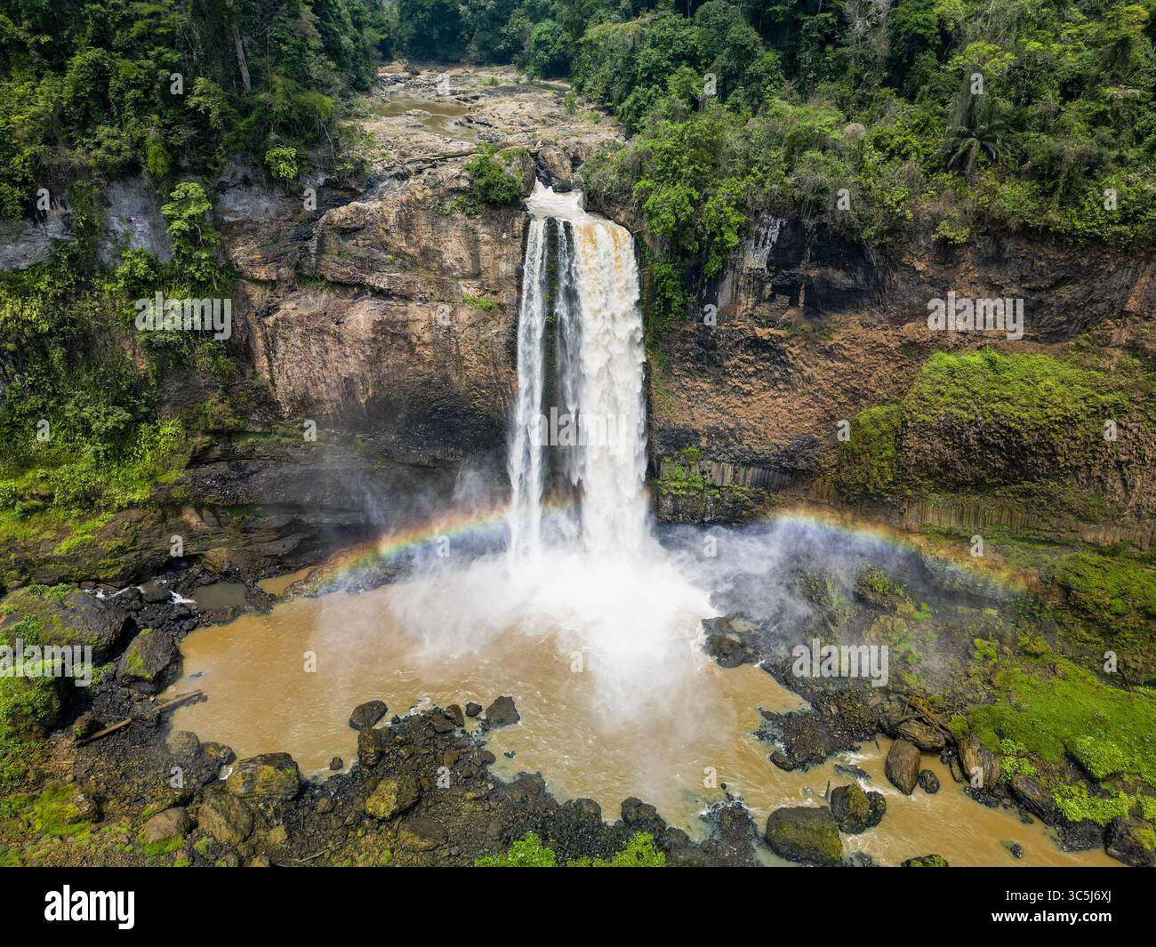Arcing spray hi-res stock photography and images - Alamy