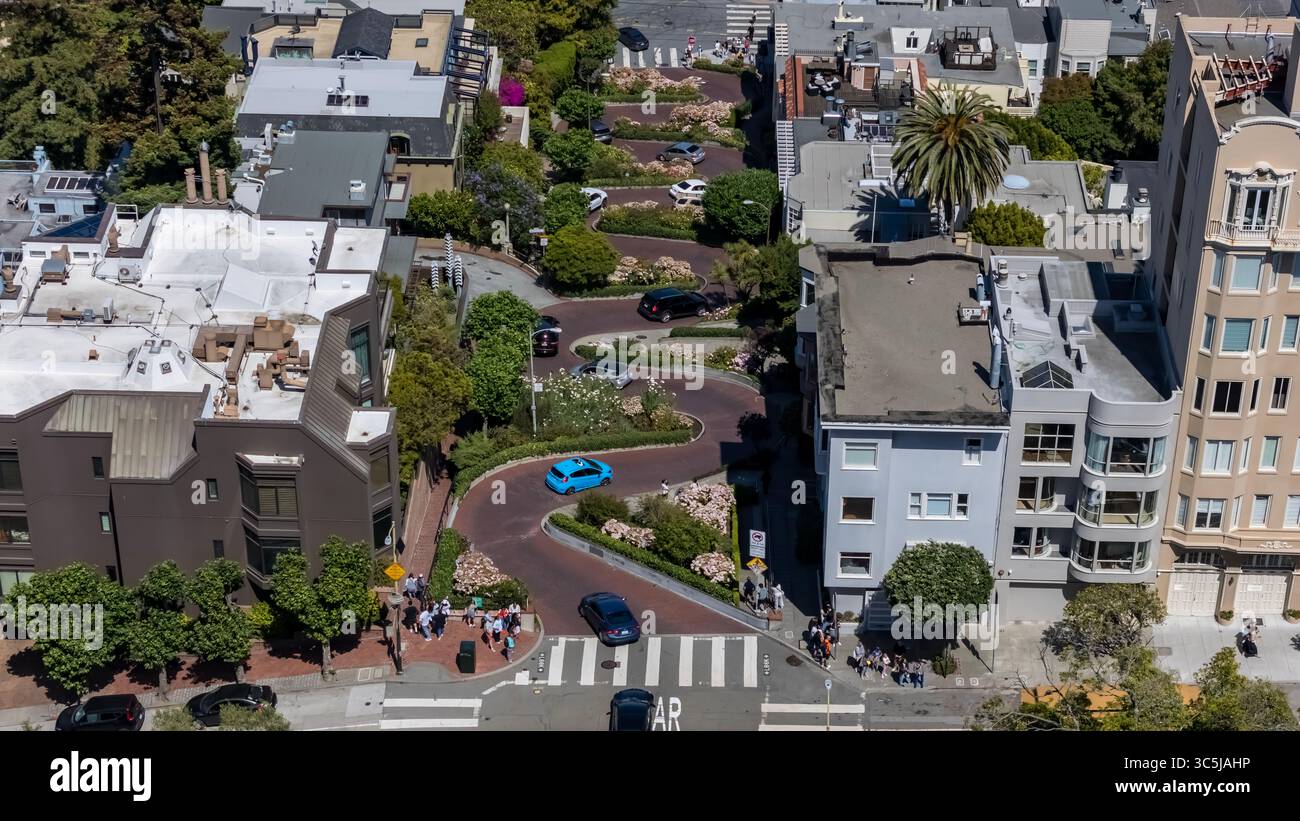 SAN FRANCISCO, CA USA - July 28, 2025: Aerial view of Lombard Street’s ...