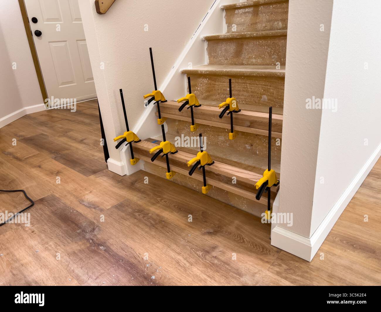 Hardwood treads hi-res stock photography and images - Alamy