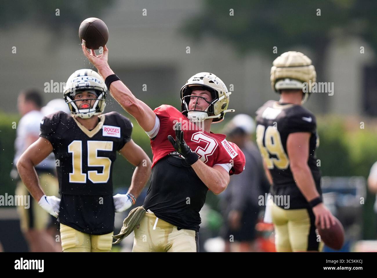 New Orleans Saints quarterback Jake Haener (3) goes through drills ...