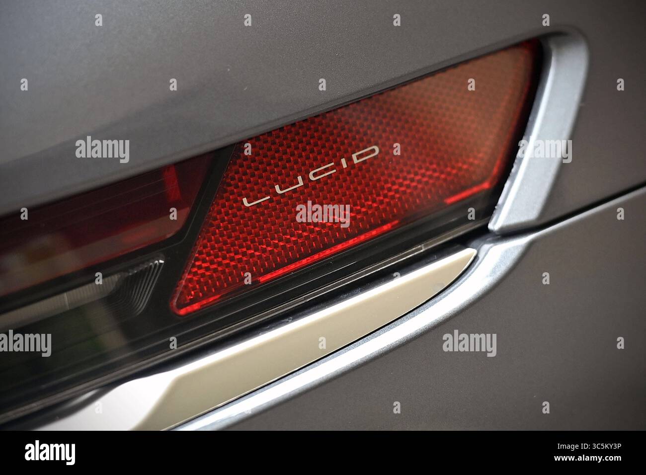 LUCID Markenemblem,Logo,Automarke. Autobauer,Logo,Emblem, E-Auto ...