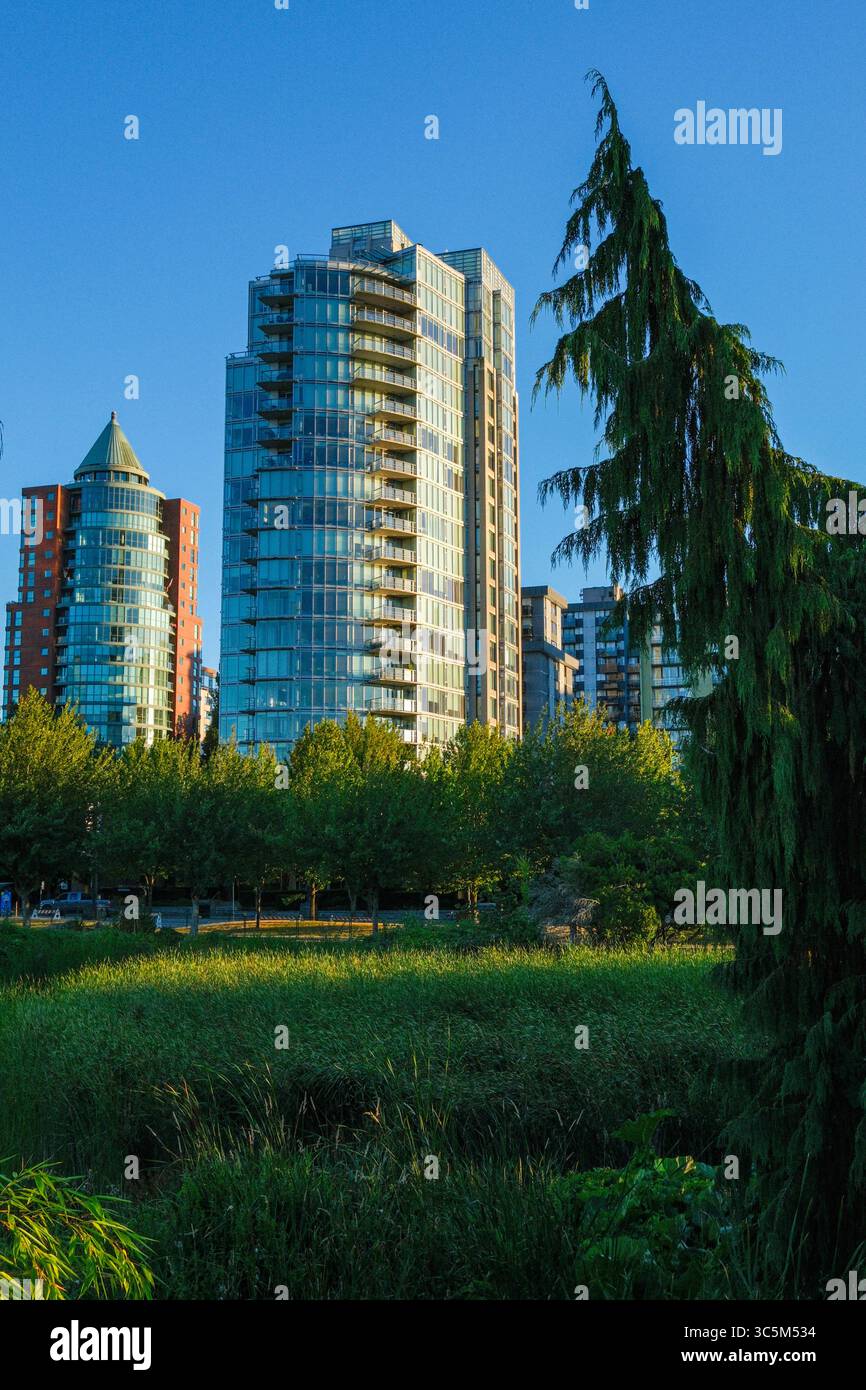 The Laguna Parkside Tower across from Stanley Park in Vancouver, BC ...