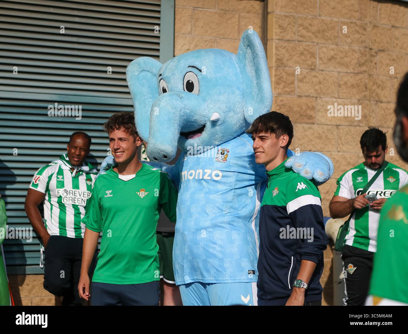 Coventry fans 2025 hi-res stock photography and images - Alamy
