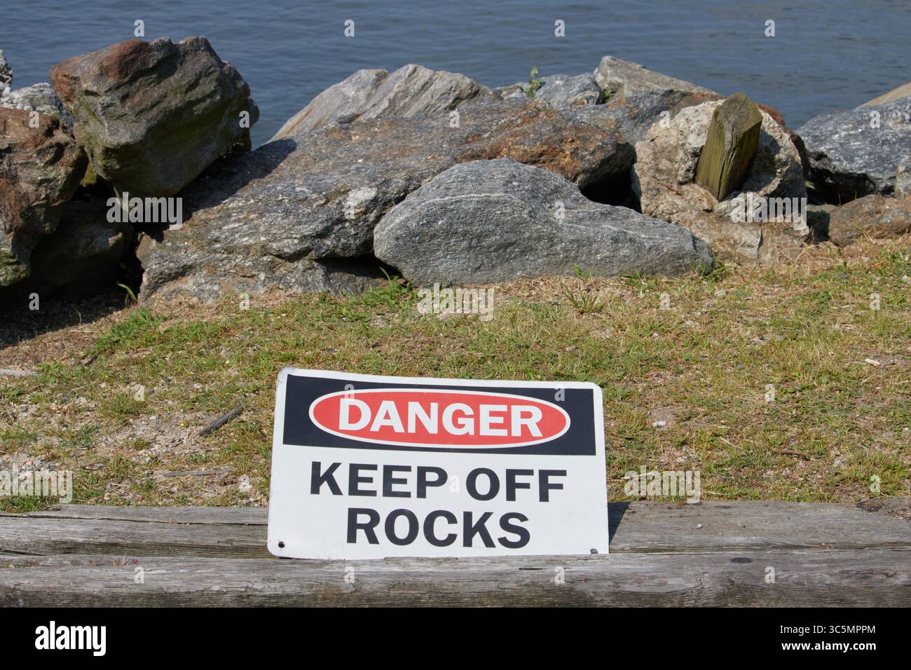 Keep away from water sign hi-res stock photography and images - Alamy