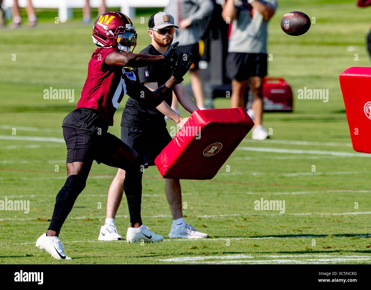 Ashburn,VA. USA; Washington Commanders cornerback Mike Sainristil (0 ...