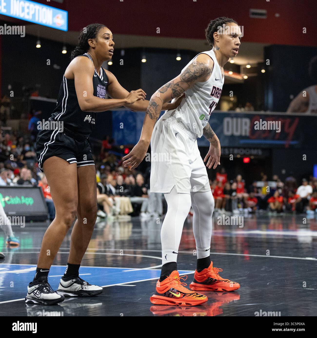 Golden State Valkyries take on the Atlanta Dream at Gateway Center ...