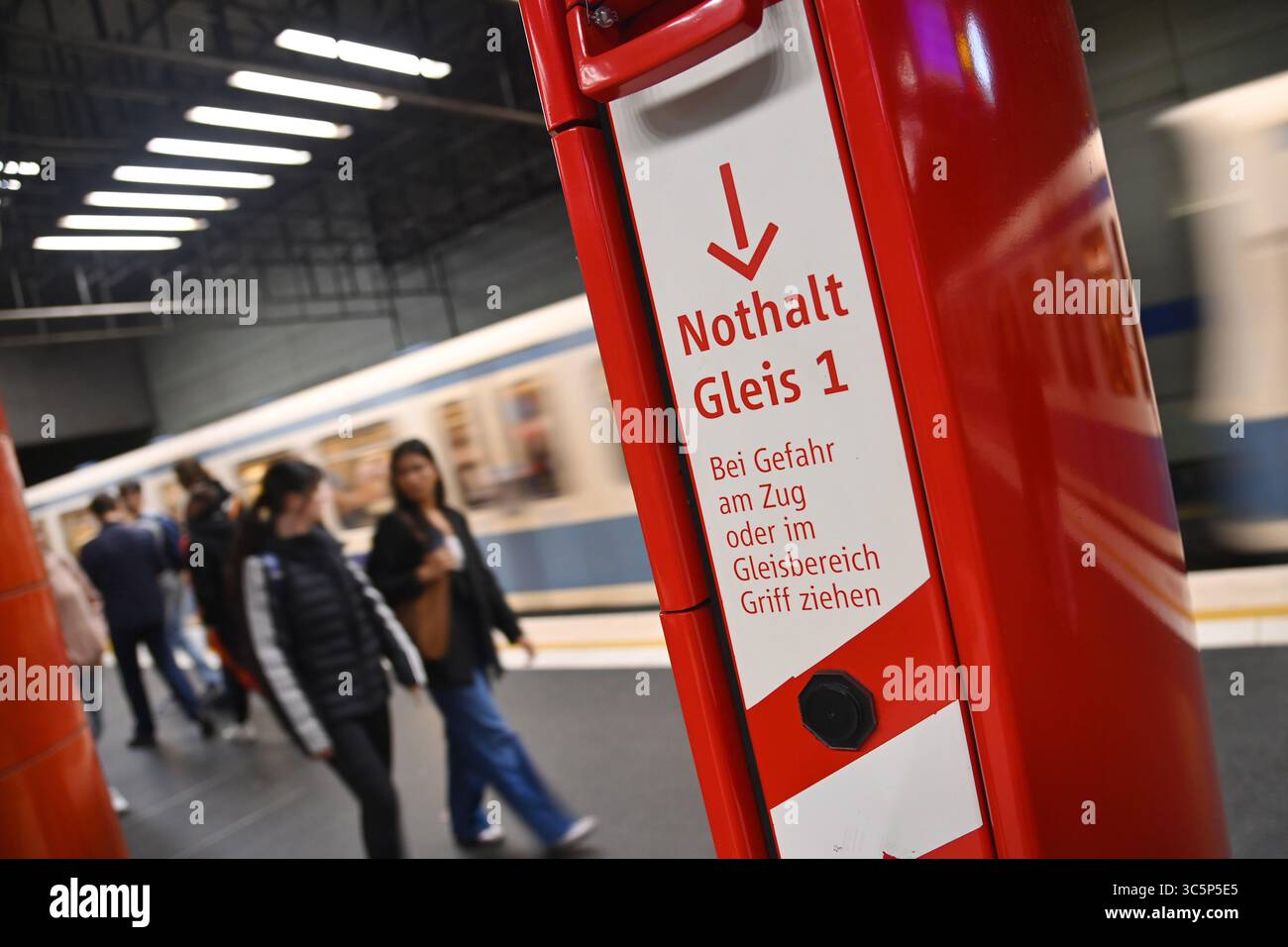 Munich, Deutschland. 29th July, 2025. Emergency brake, emergency stop ...