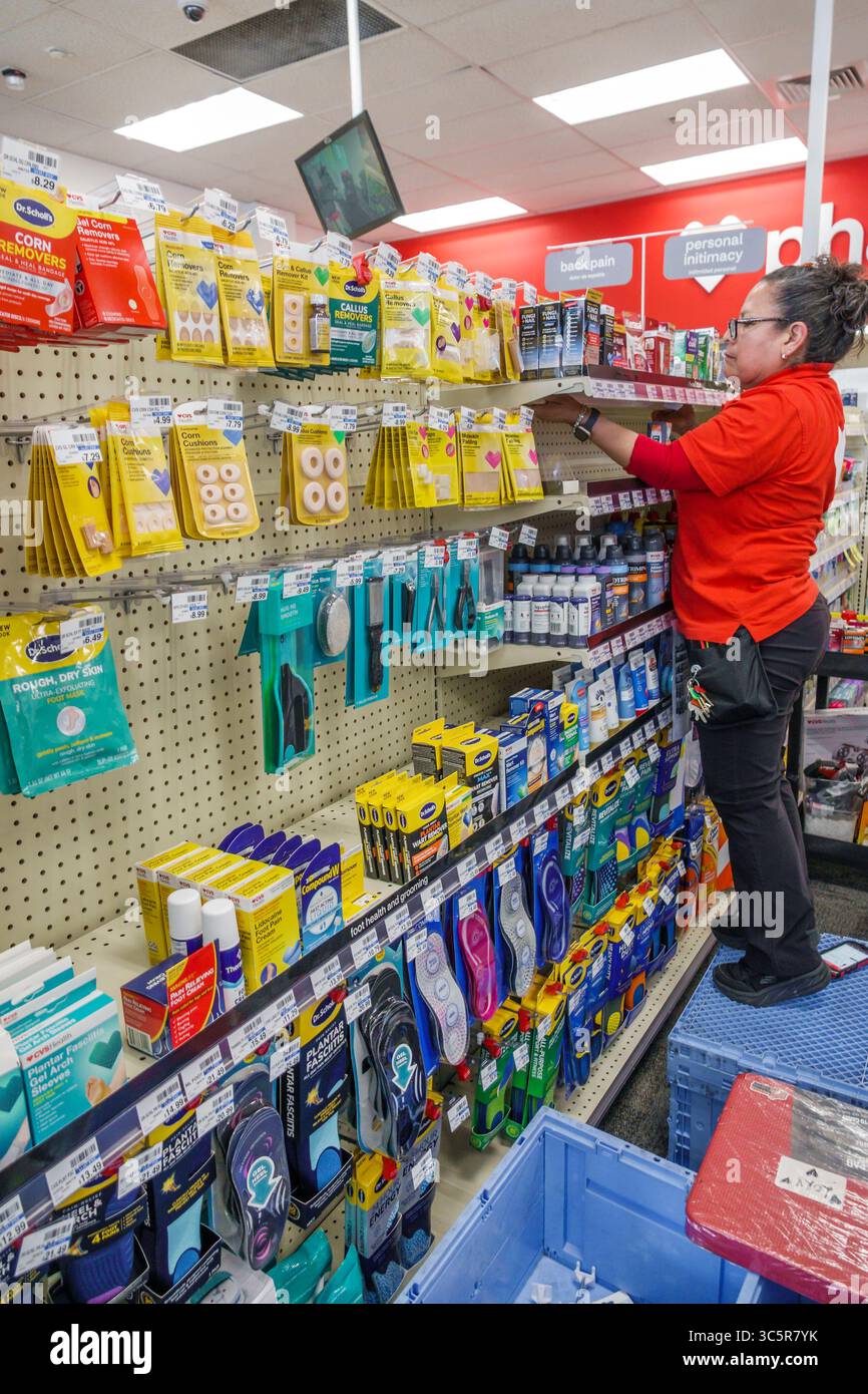 Cushions for sale hi-res stock photography and images - Alamy