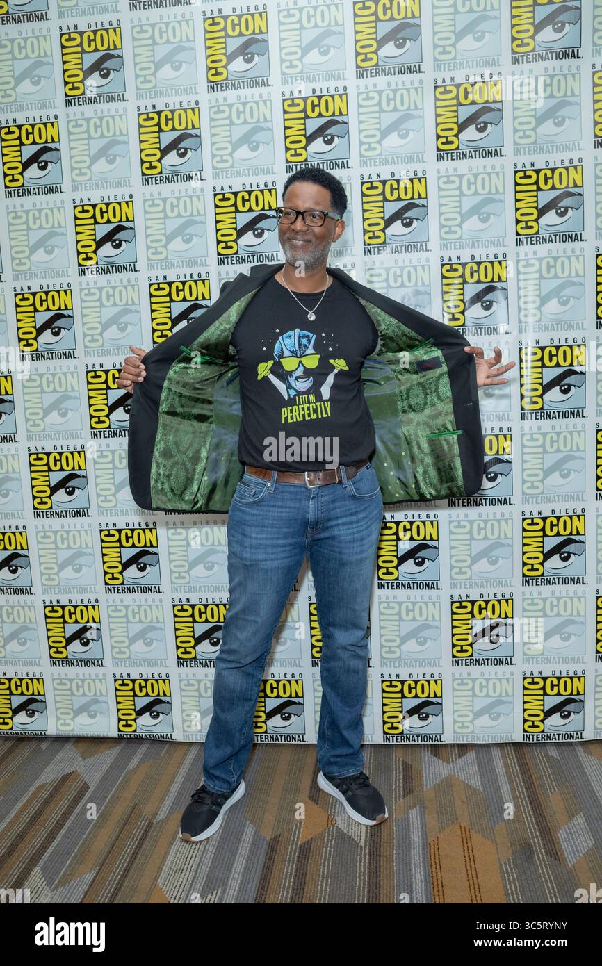 Corey Reynolds arrives at the press room for "Resident Alien" during ...