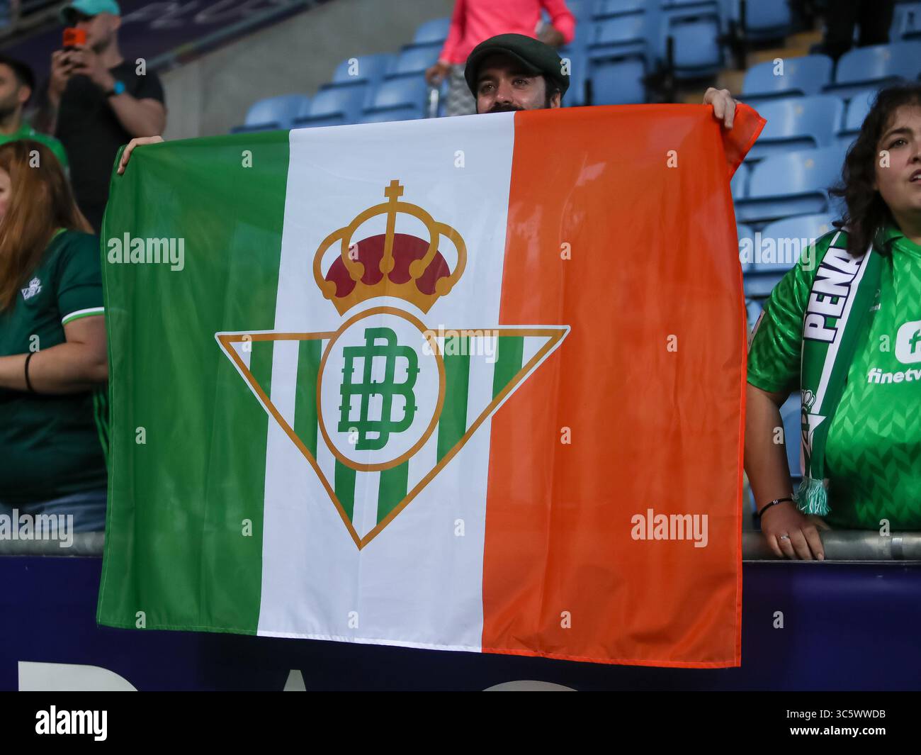 Coventry city fc flag hi-res stock photography and images - Alamy