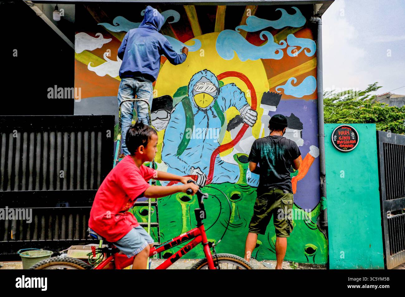 Public awareness murals hi-res stock photography and images - Alamy