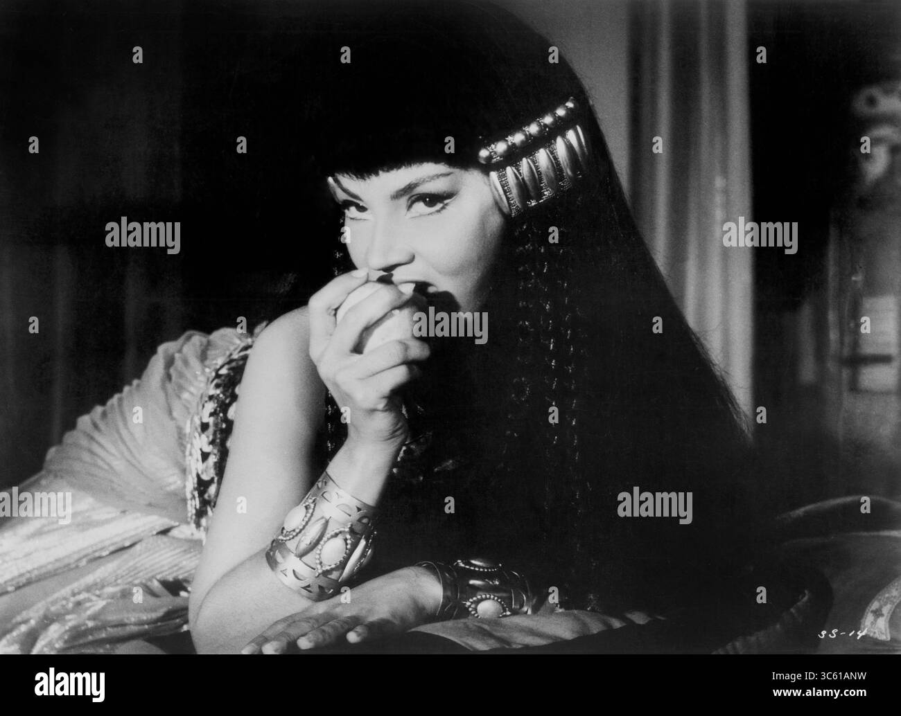 Image from [italian pictures Black and White Stock Photos & Images - Alamy