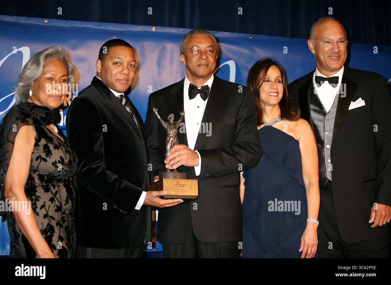 Rachel robinson and leonard coleman hi-res stock photography and images ...