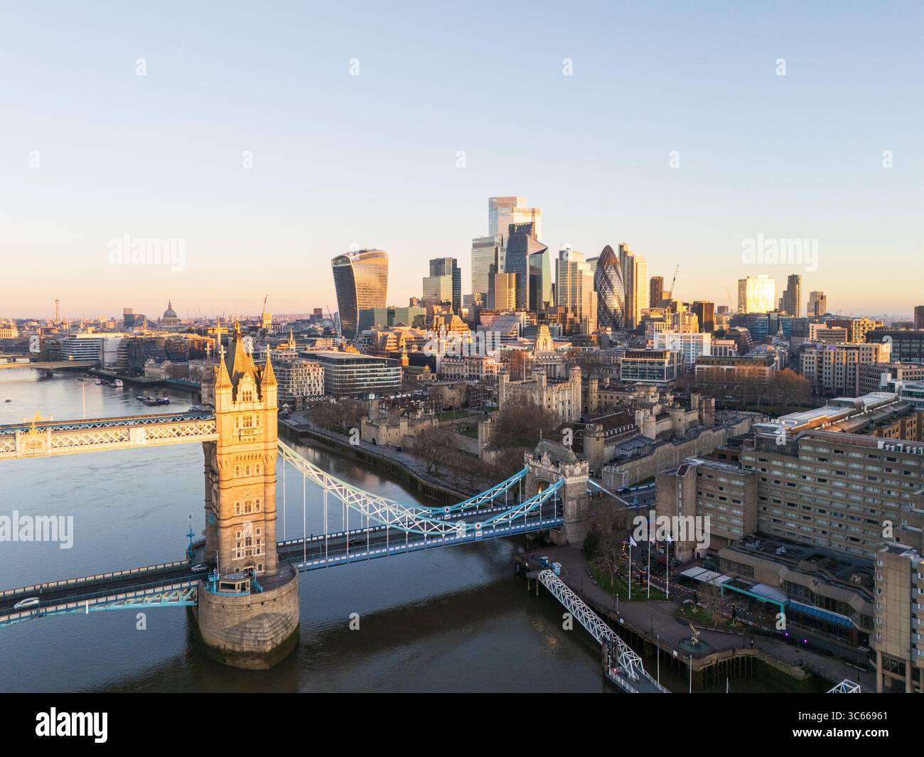 Aerial view bridge piercing hi-res stock photography and images - Alamy