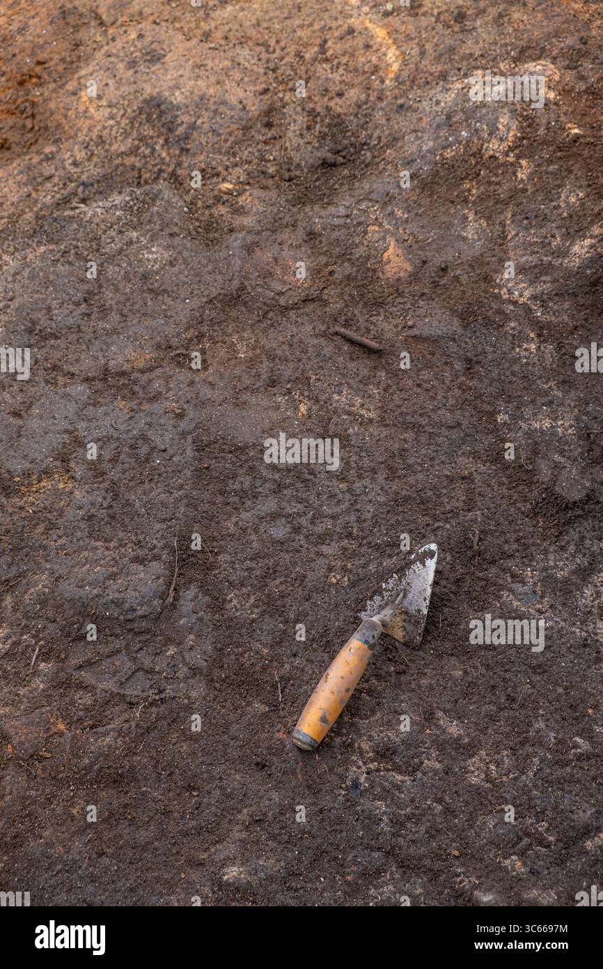 Dark earth archaeology hi-res stock photography and images - Alamy