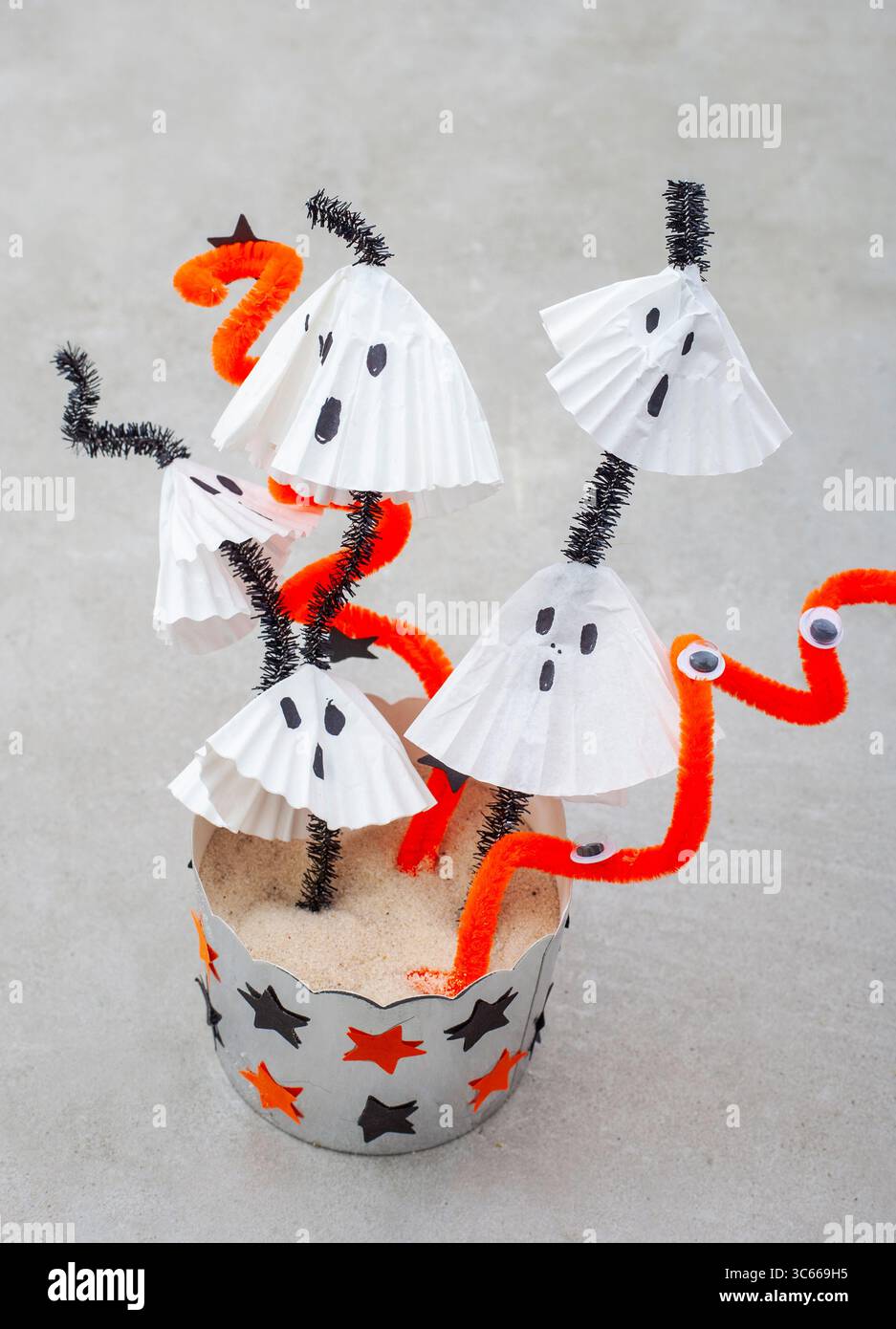 Ghost pip hi-res stock photography and images - Alamy