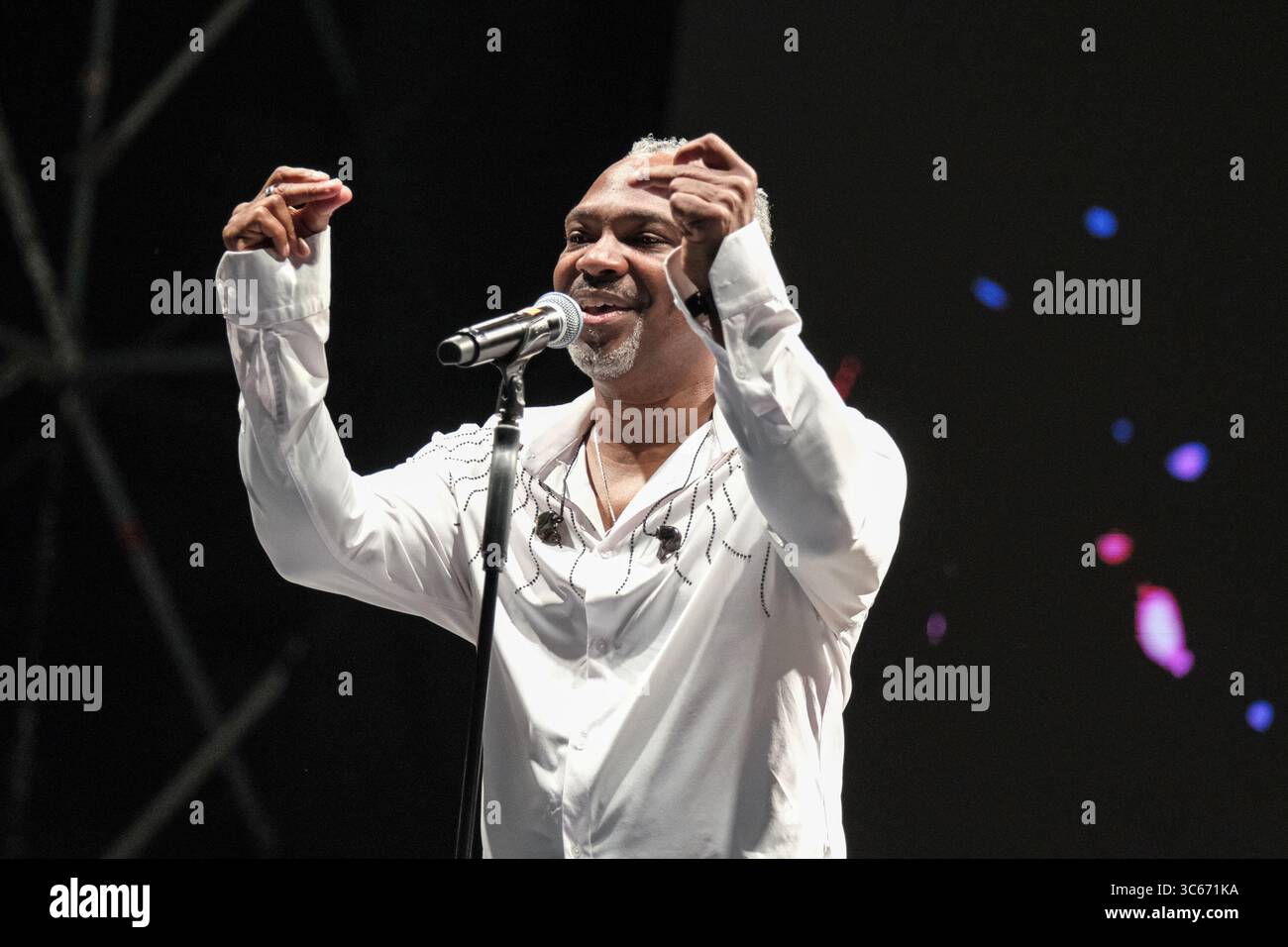 Tim Owens of the Al McKay’s Earth, Wind & Fire Experience performs live on stage during their ...