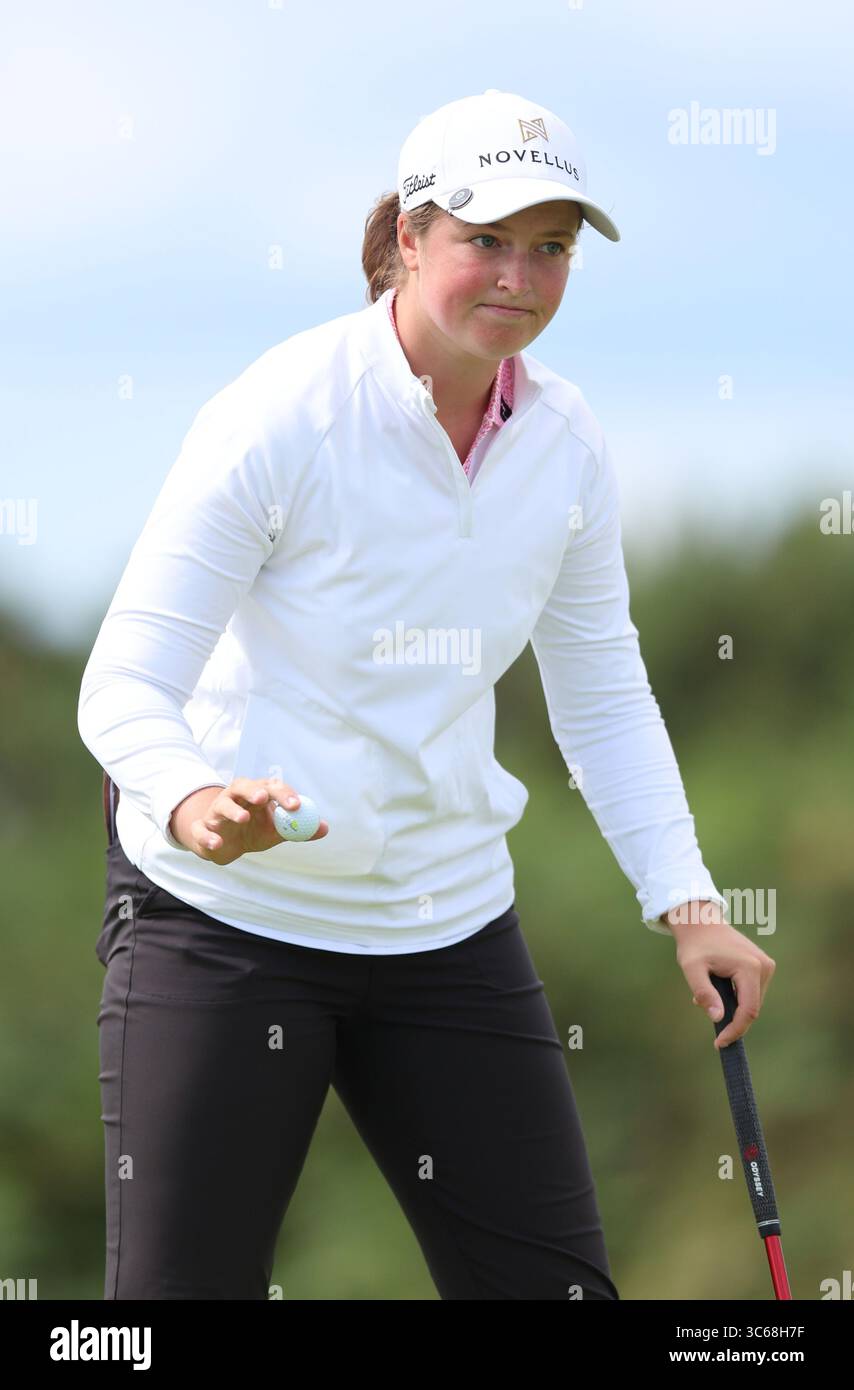 England's Lottie Woad on the 7th on day one of the 2025 AIG Women's ...