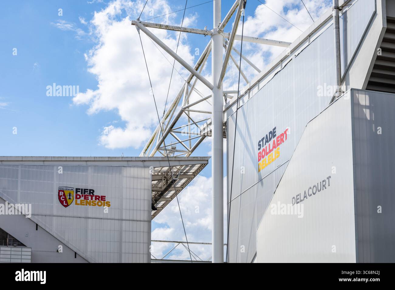 The motto "Proud to be from Lens" can be read on the Bollaert-Delelis ...