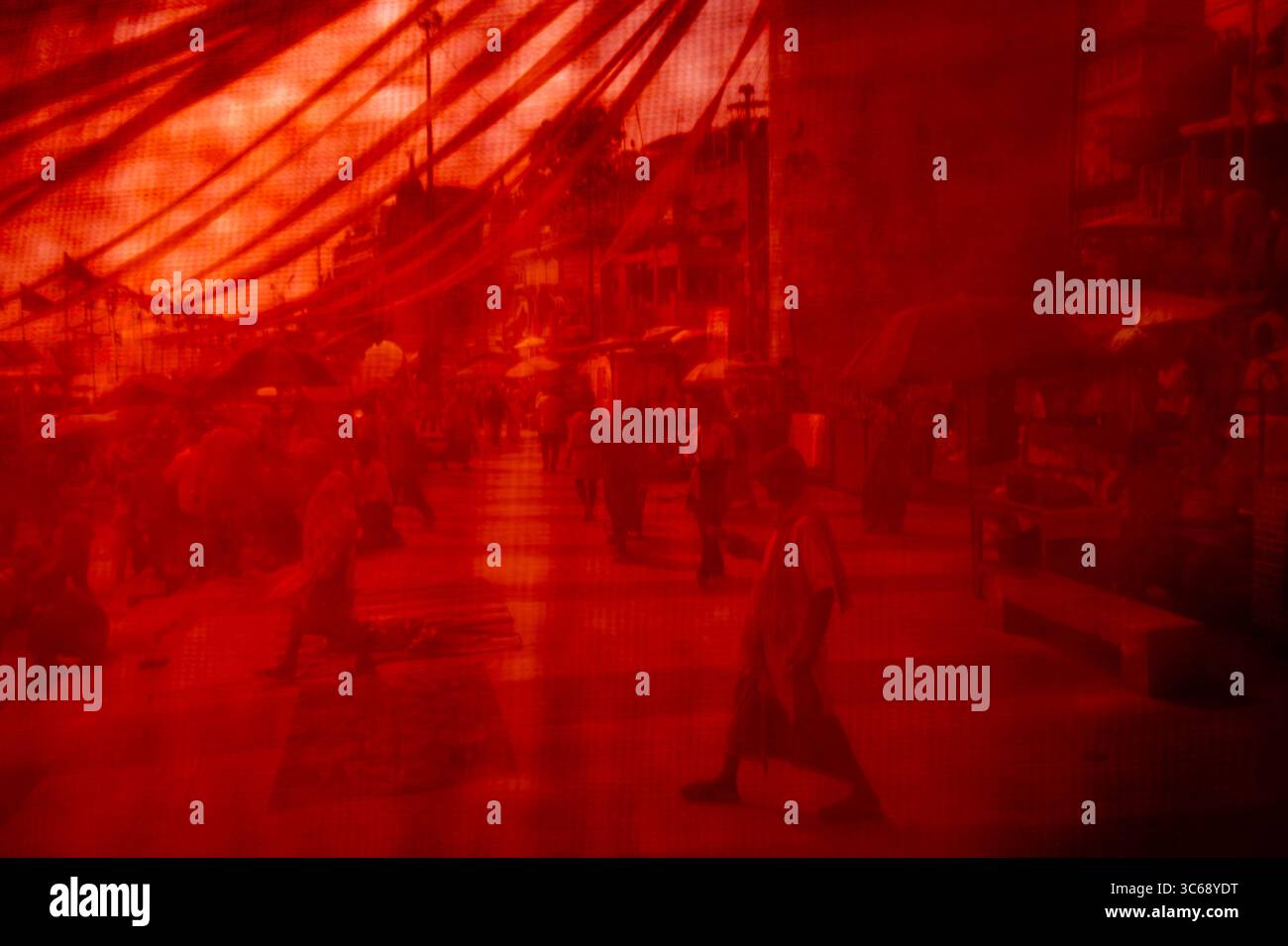 Prayag ghat viewed through a sari, Varanasi, India Stock Photo - Alamy