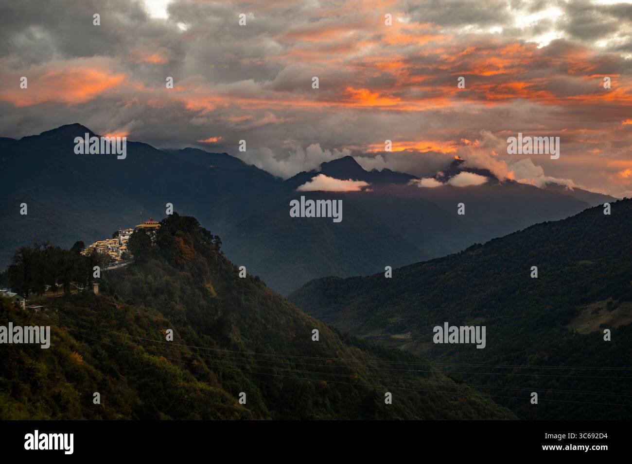 Arunachal pradesh mountains hi-res stock photography and images - Alamy
