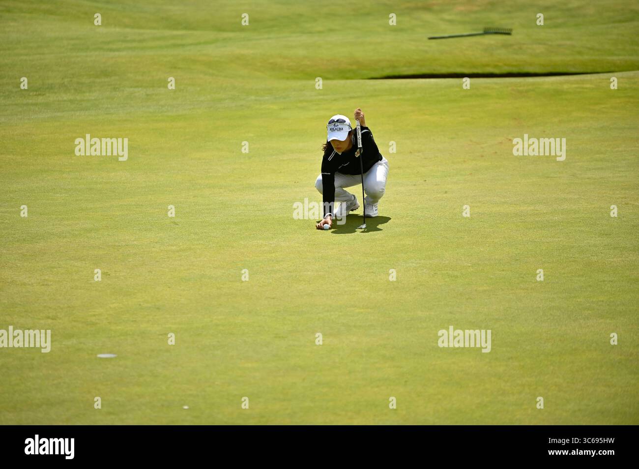 Ina yoon hi-res stock photography and images - Alamy