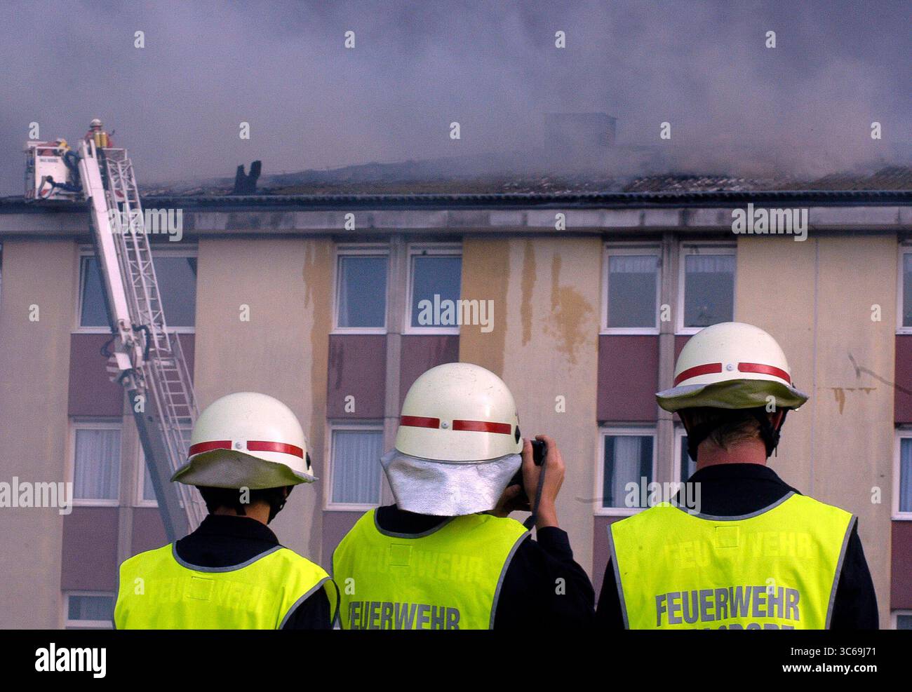 the toxic flue gas in fires, a hazard to health toxic flue gas in fires ...