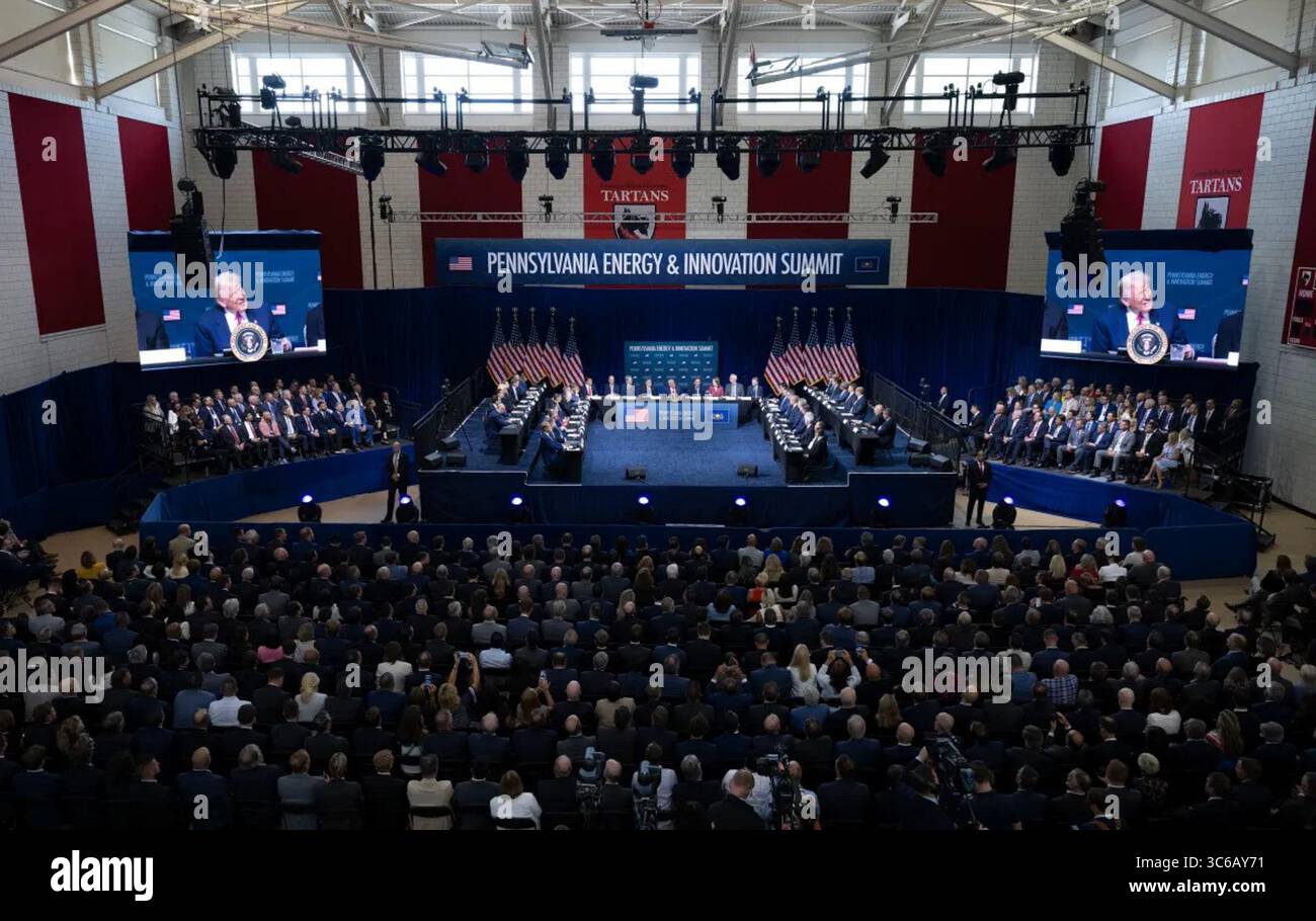 President Donald J. Trump delivers remarks during the Pennsylvania ...