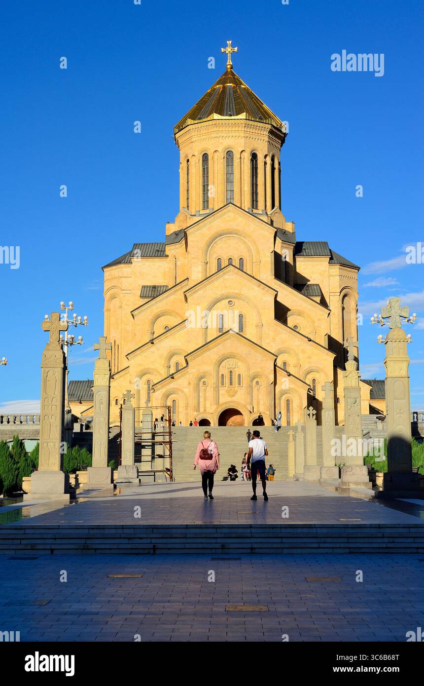 Tbilisi sameba cathedral square hi-res stock photography and images - Alamy