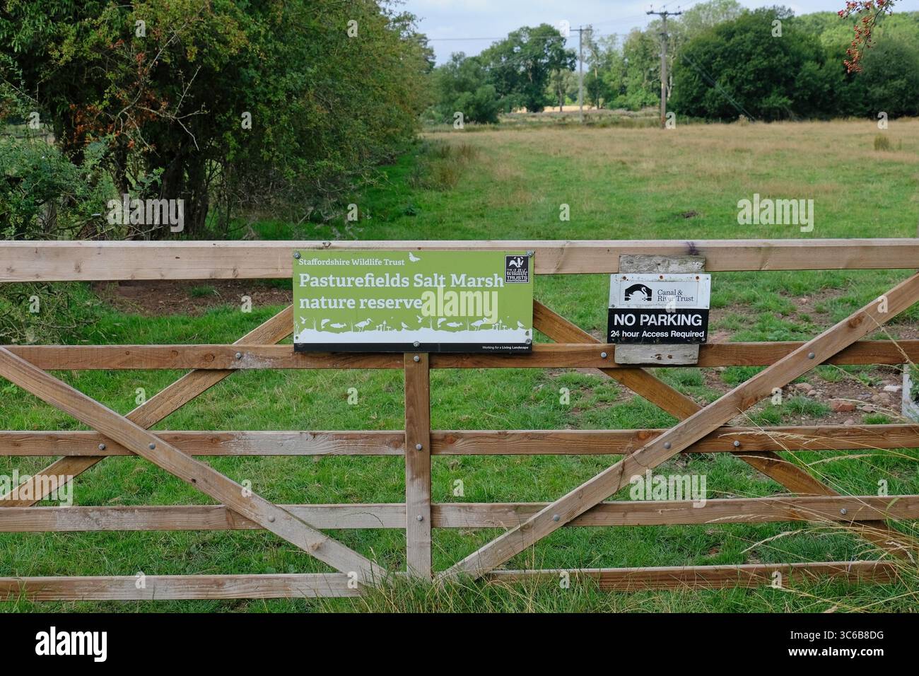 Inland saltmarsh hi-res stock photography and images - Alamy