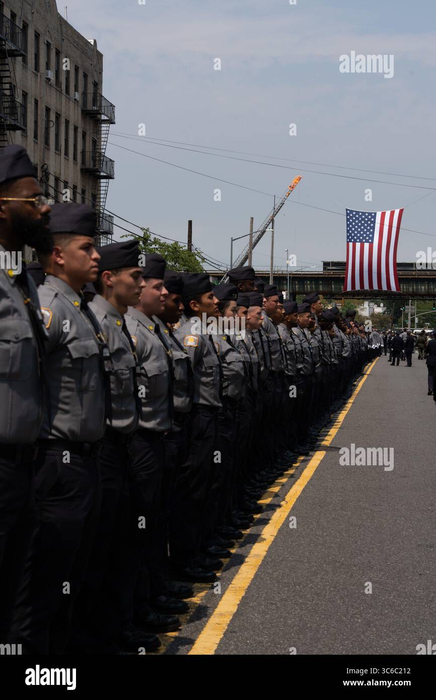 The Bronx, USA. 31st July, 2025. People gather outside the funeral ...