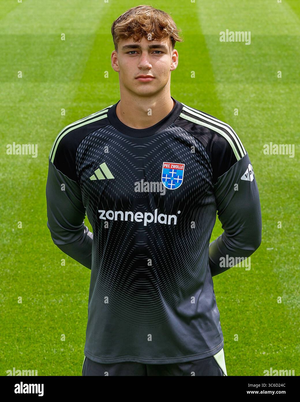 Zwolle - Goalkeeper Nick Dobben of PEC Zwolle during the photocall 2025 ...
