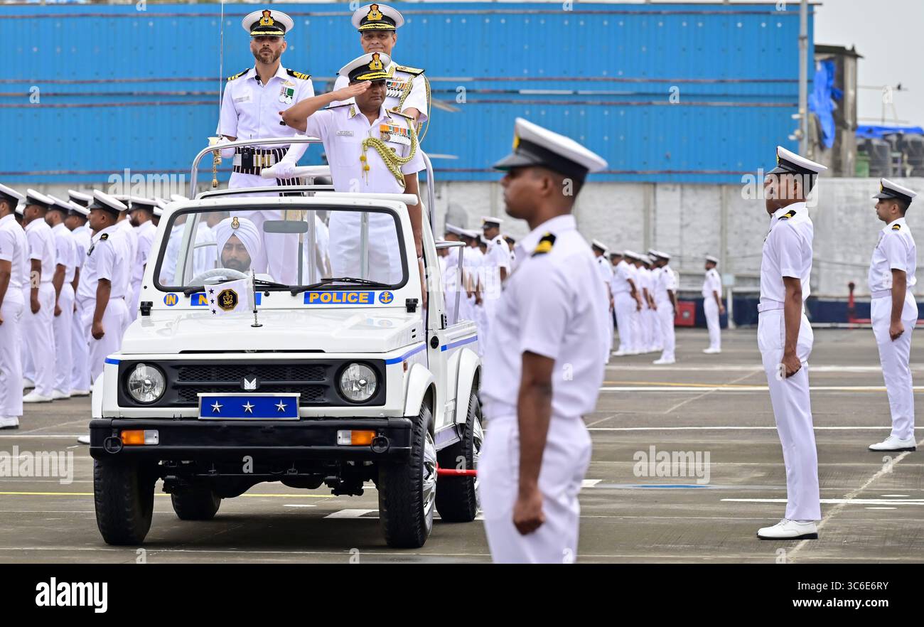MUMBAI, INDIA - JULY 31: Navy personnel perform a ceremonial parade on ...