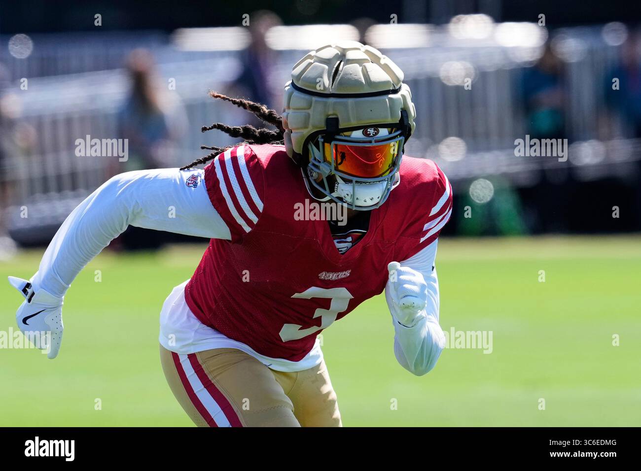 San Francisco 49ers wide receiver Malik Knowles runs during practice at ...