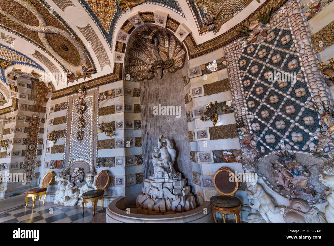 Potsdam grotto hall hi-res stock photography and images - Alamy