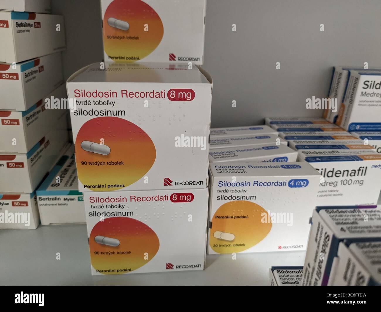 Capsulephoto hi-res stock photography and images - Alamy