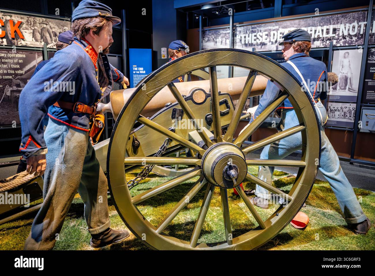 FORT BELVOIR, Virginia — The Model 1857 Light 12-Pounder Gun-Howitzer ...