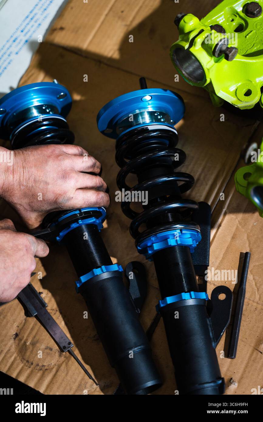 Measuring Coilover before installing on drift car project. Adjusting ...