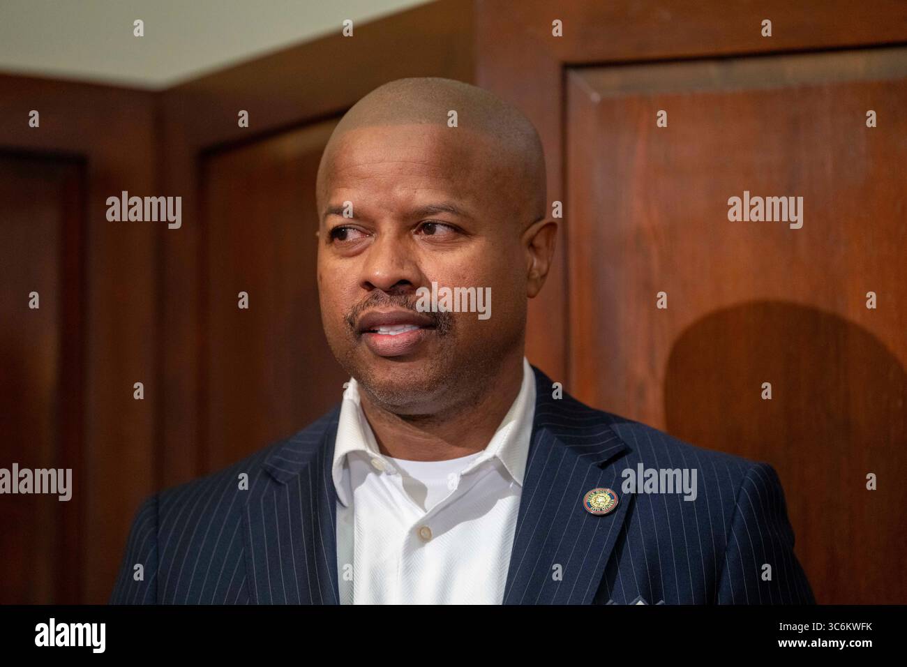 Ron reynolds hi-res stock photography and images - Alamy