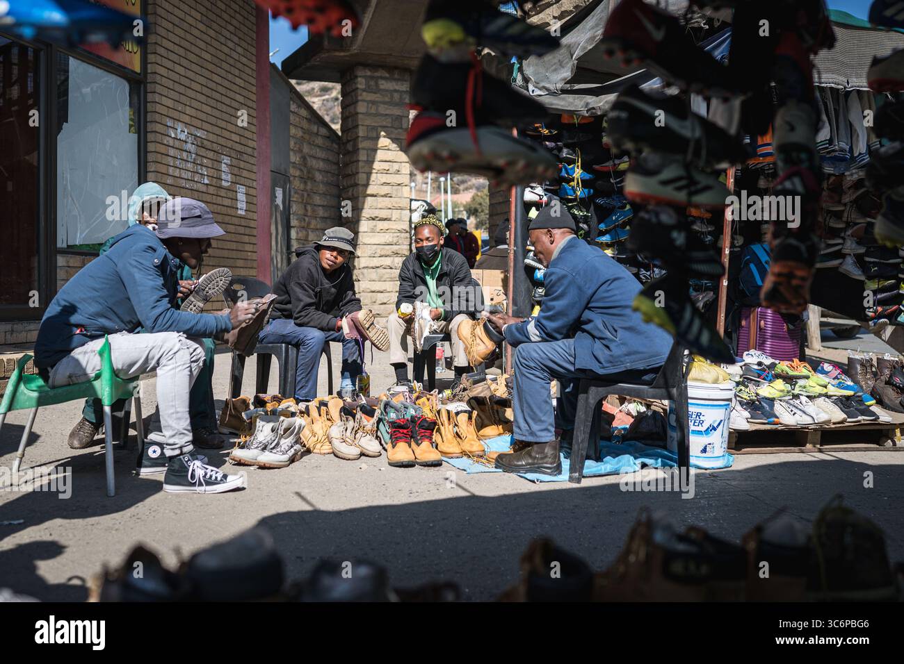 Basotho traditional hat hi-res stock photography and images - Alamy