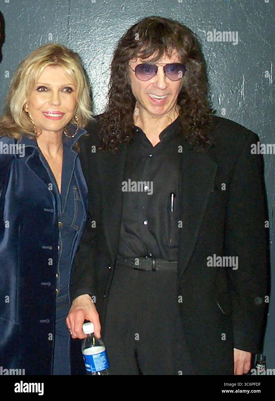 Nancy sinatra 2021 hi-res stock photography and images - Alamy
