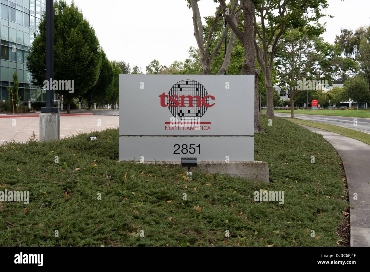TSMC North America headquarters in San Jose, California, USA Stock ...