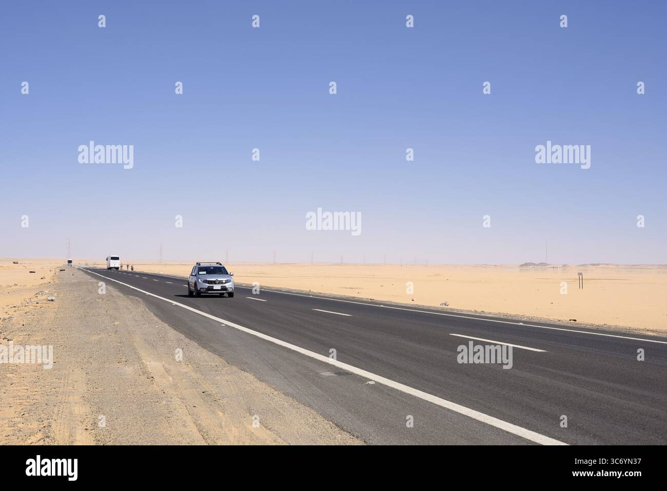 Car on a road in the Arabian Desert, Egypt Stock Photo - Alamy
