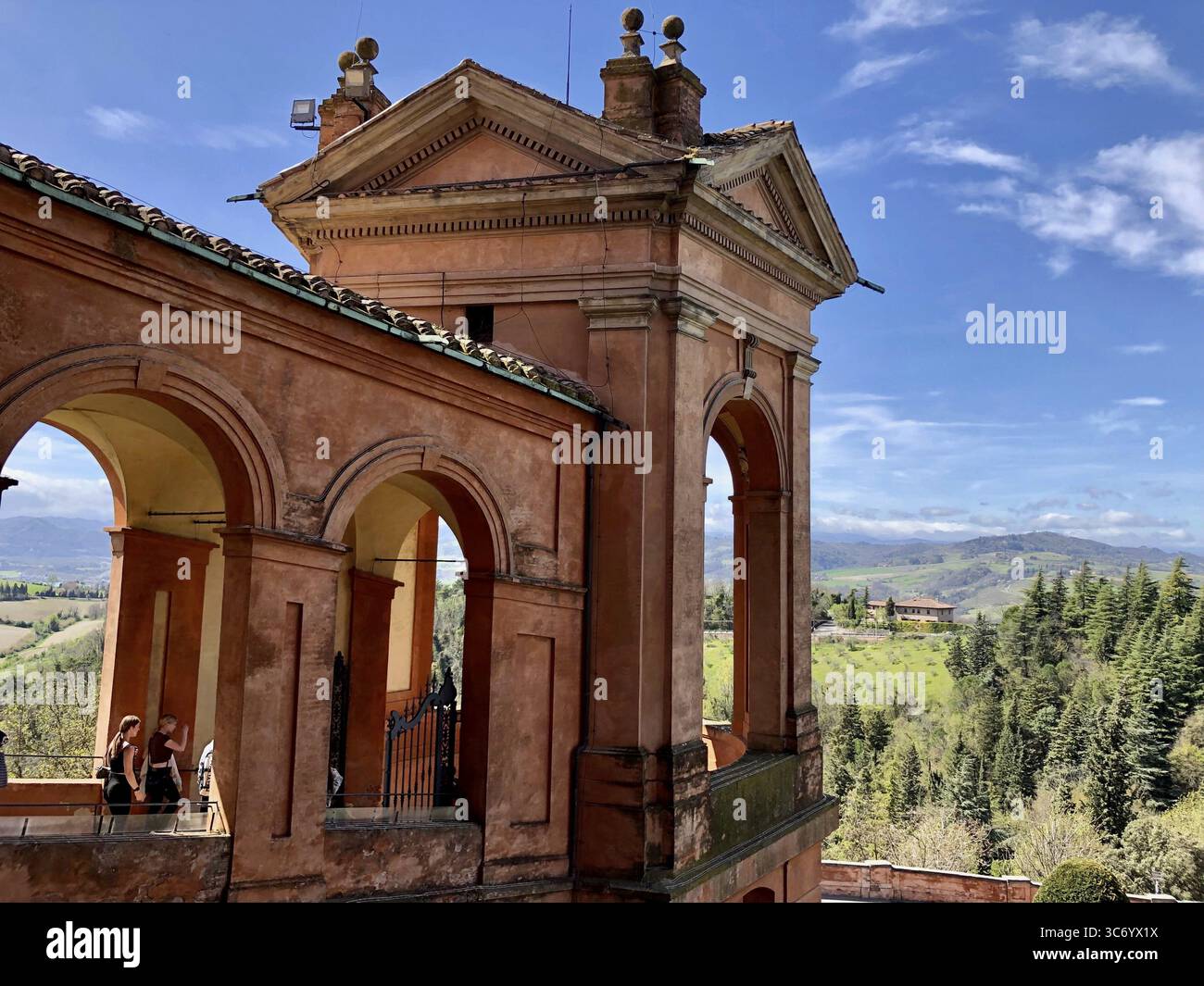North gate surrounding building hi-res stock photography and images - Alamy